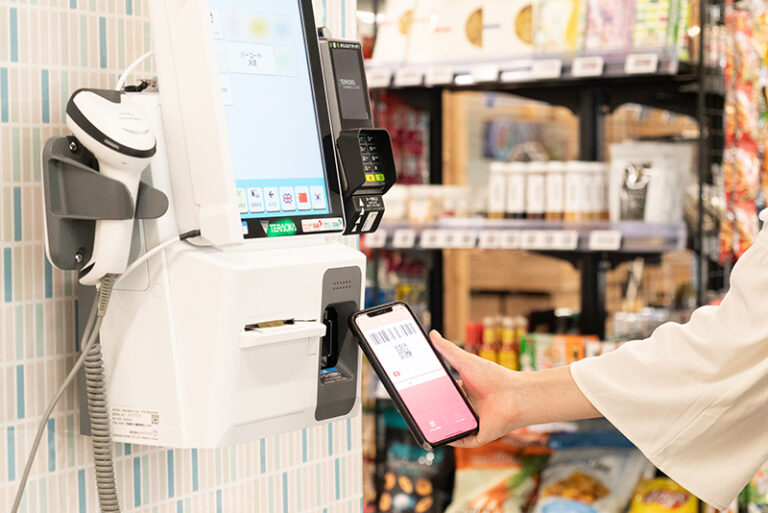 スマホコード決済の決済手数料有料化！MPM方式からCPM方式へ移行メリットと注意点を解説！ | Payossぺイオス｜POSレジ・券売機 寺岡精工のキャッシュレス決済サービス